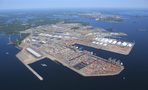 Arrivals and departures | HaminaKotka